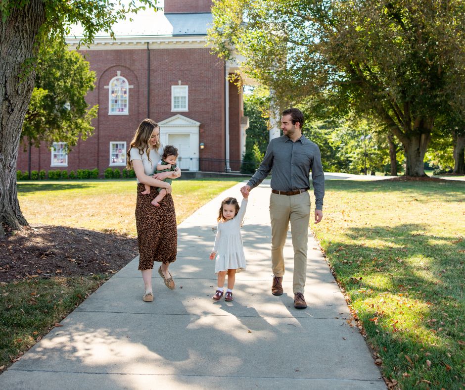 The Best Backyard: How the Parsons Raise a Family and Grow in Christ at ...